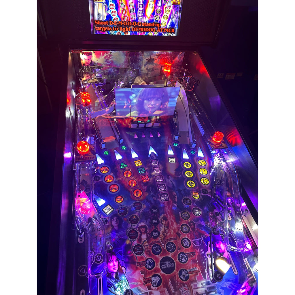 Stern Pinball Stranger Things Premium Pinball Machine – Game and Sport ...